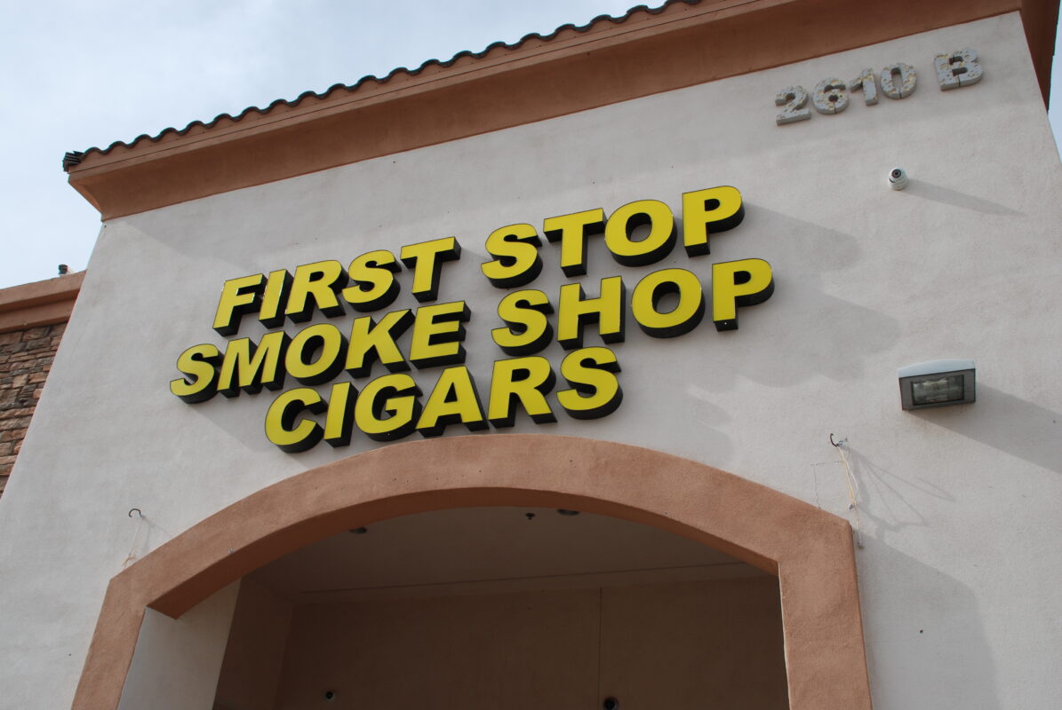https://www.firststopsmokeshop.com - FirstStopSmokeShop.Com